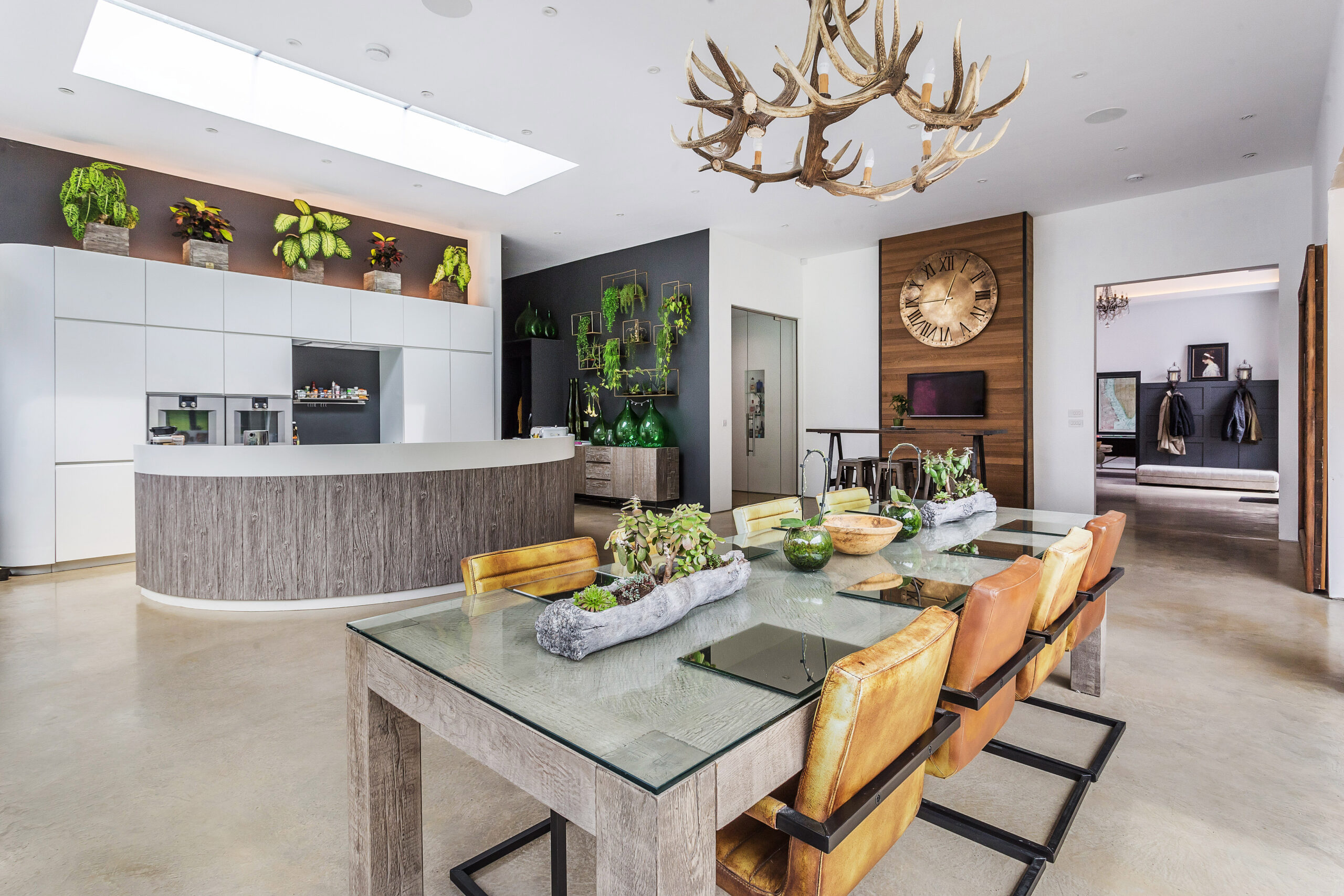 Deers Wood – GU22 - styled-home-studios